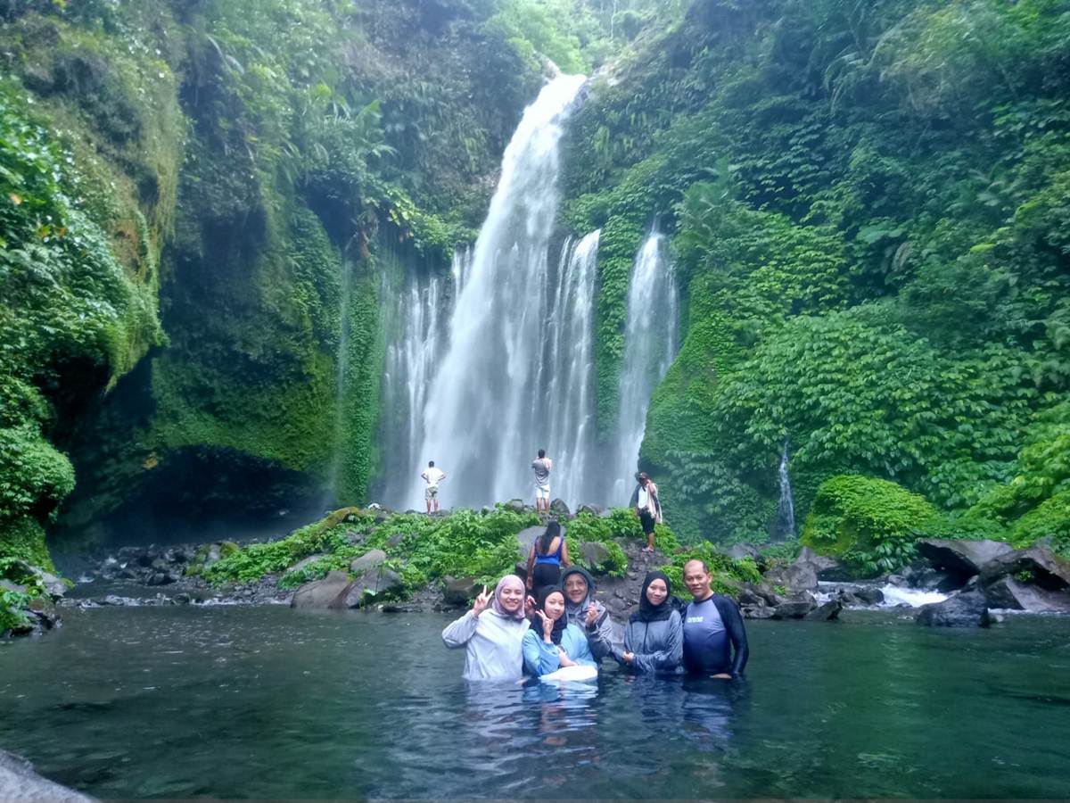 Senaru Panorama Walk & Waterfall Tour - Andy Rinjani Trek